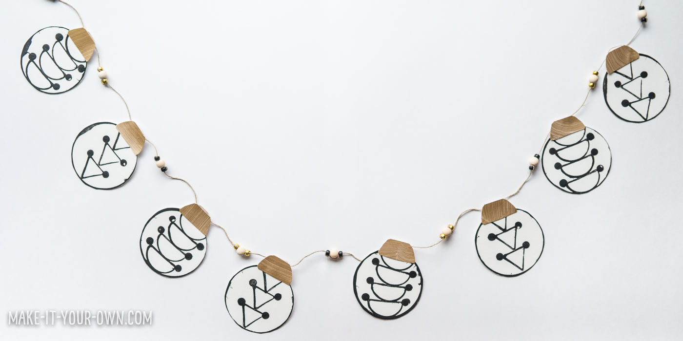 » Printed Garland